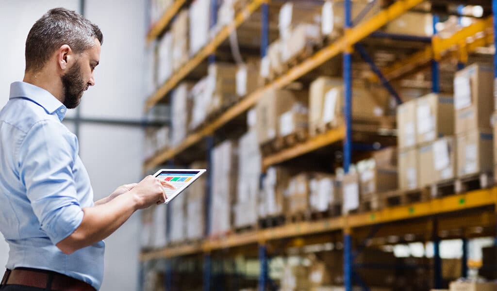 Command attention with Interactive retail store displays - T-ROC